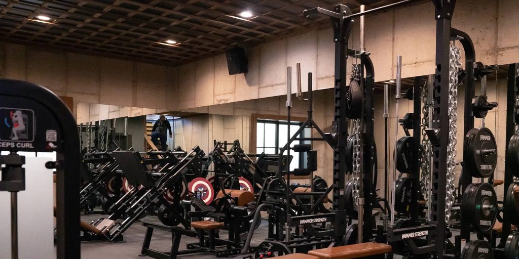 Gym Lighting Design: Ultimate Guide & Examples - Enkarl
